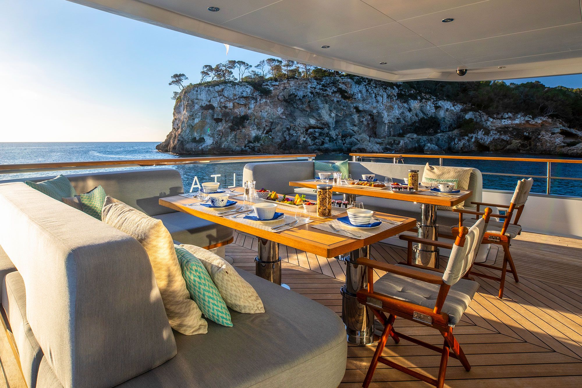 Luxury Yacht Charter Terminology, Guides and Information - The IYR ...