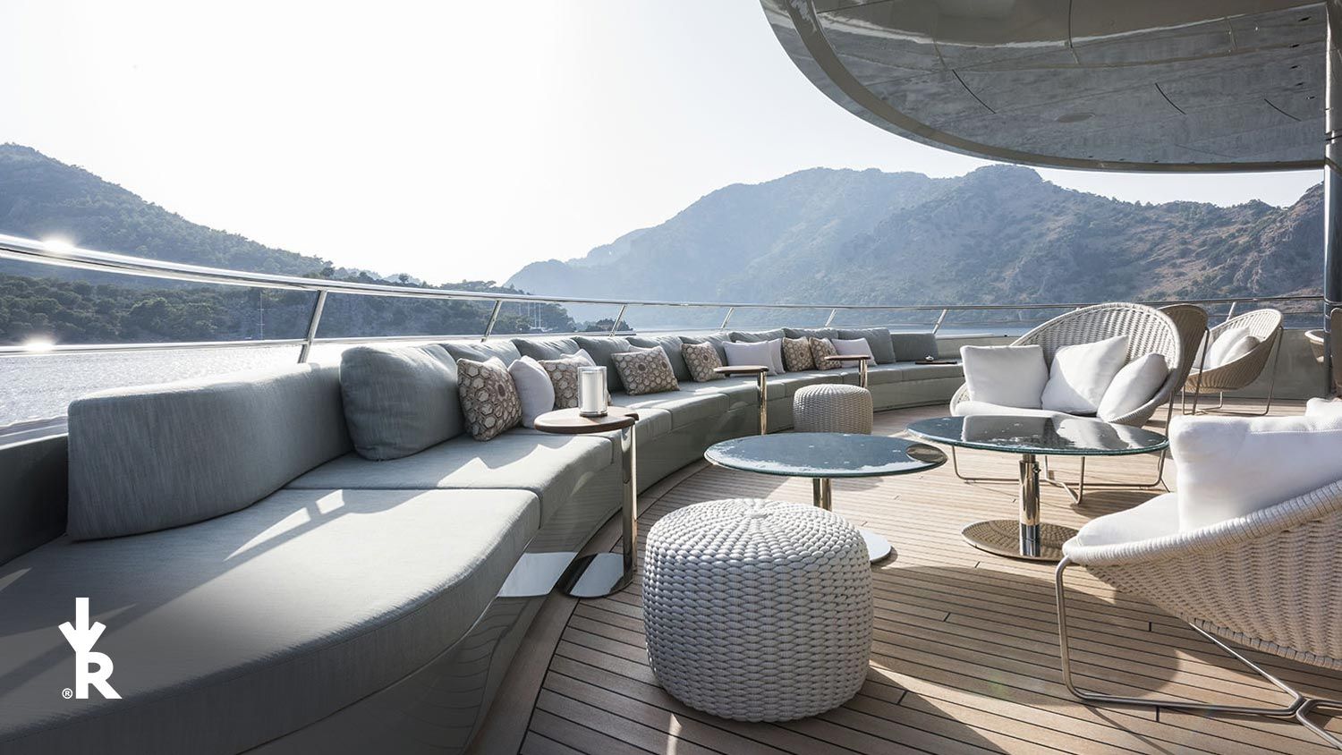 COMPLETE GUIDE TO YACHT REFIT - International Yacht Register